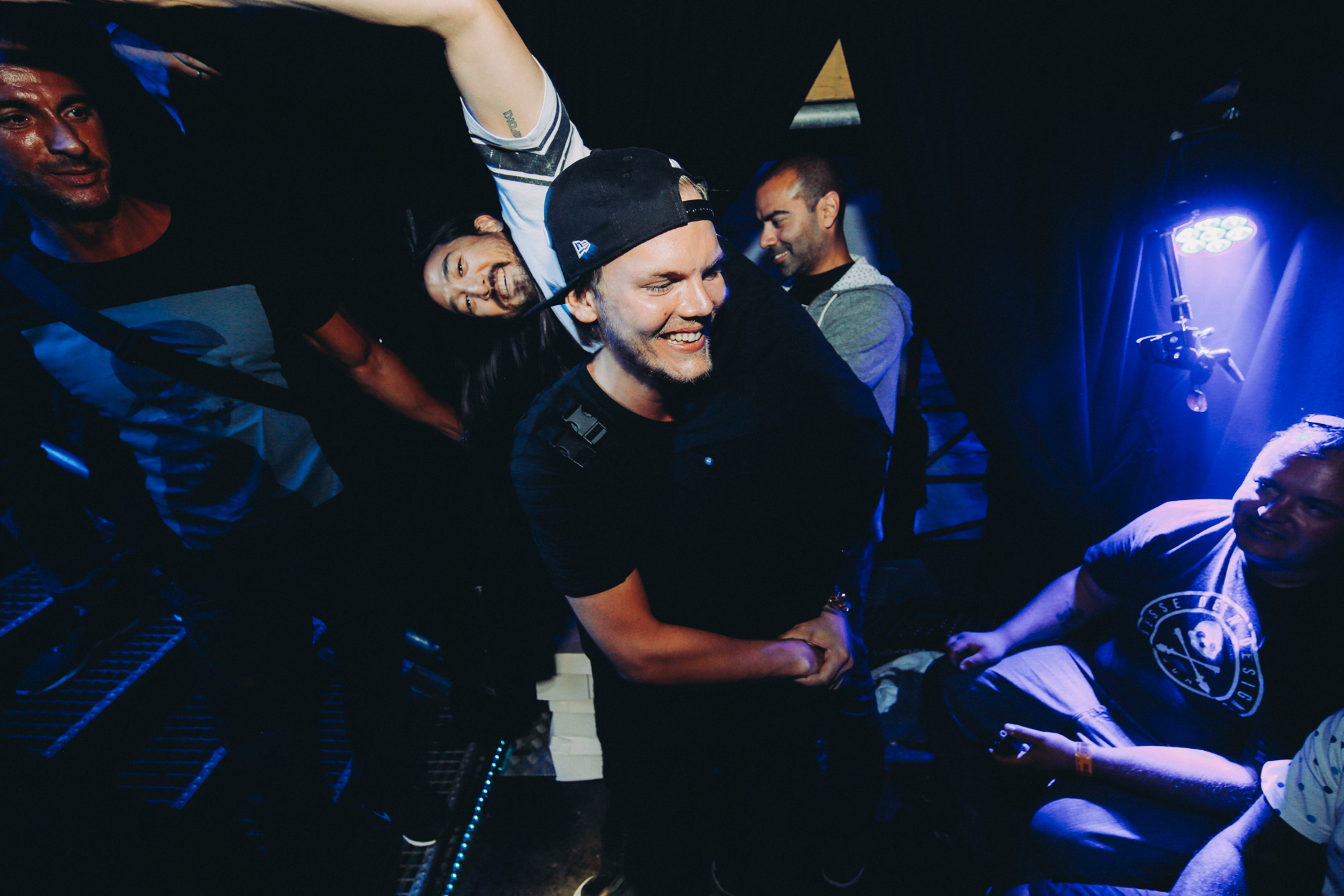 Follow These Six LA Nightlife Photographers - Loop Magazine