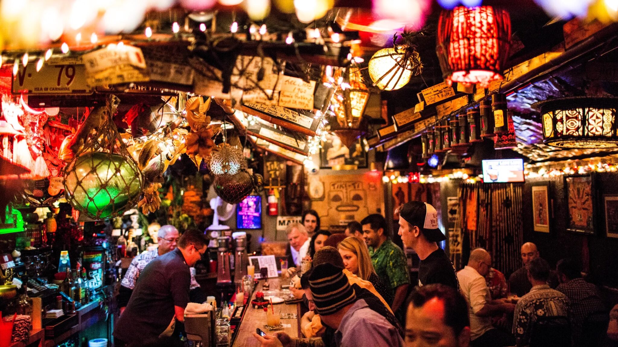These Hidden Los Angeles Tiki Bars are Serving Vintage Vibes and a ...